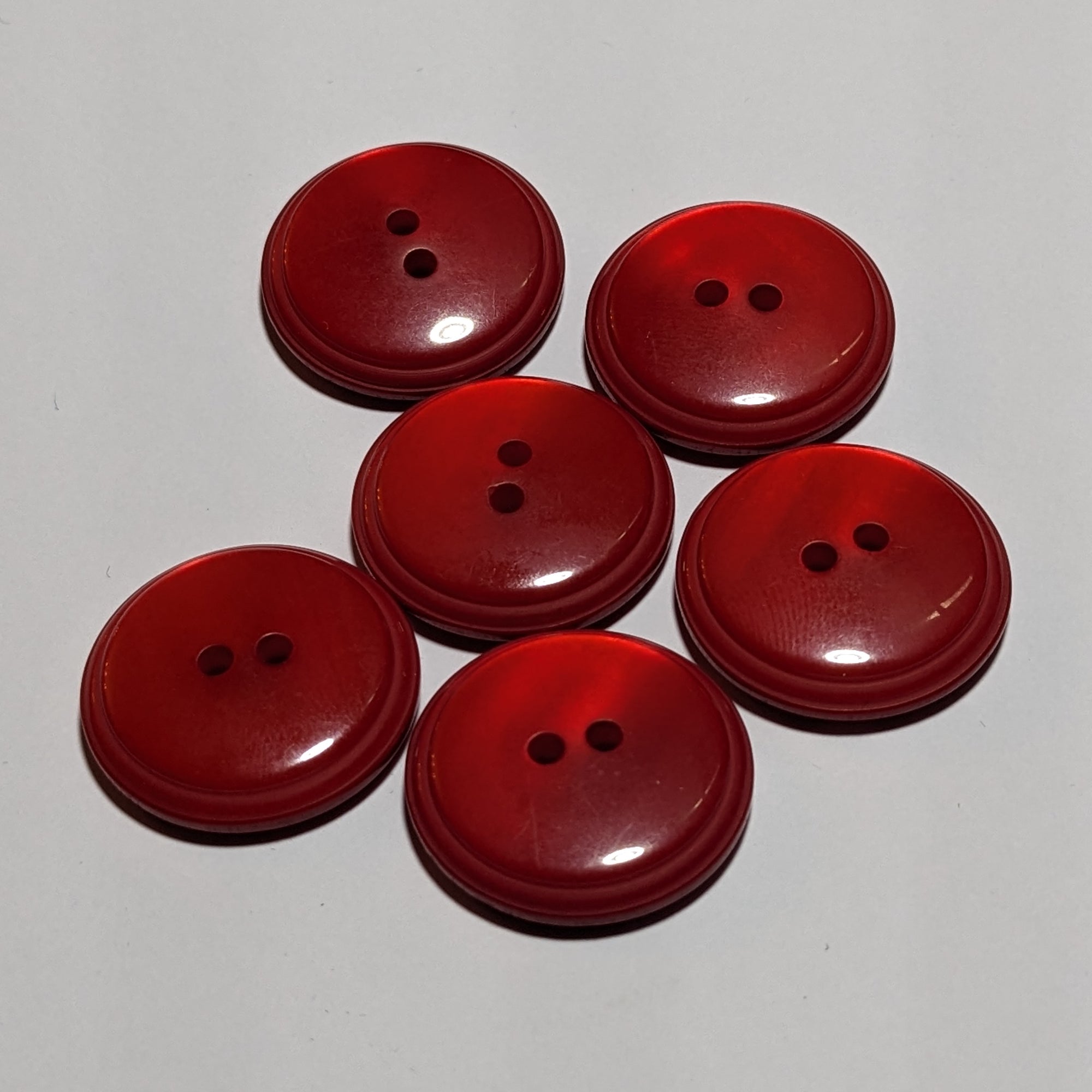22mm Red Plastic Buttons – The Crafty Animal UK