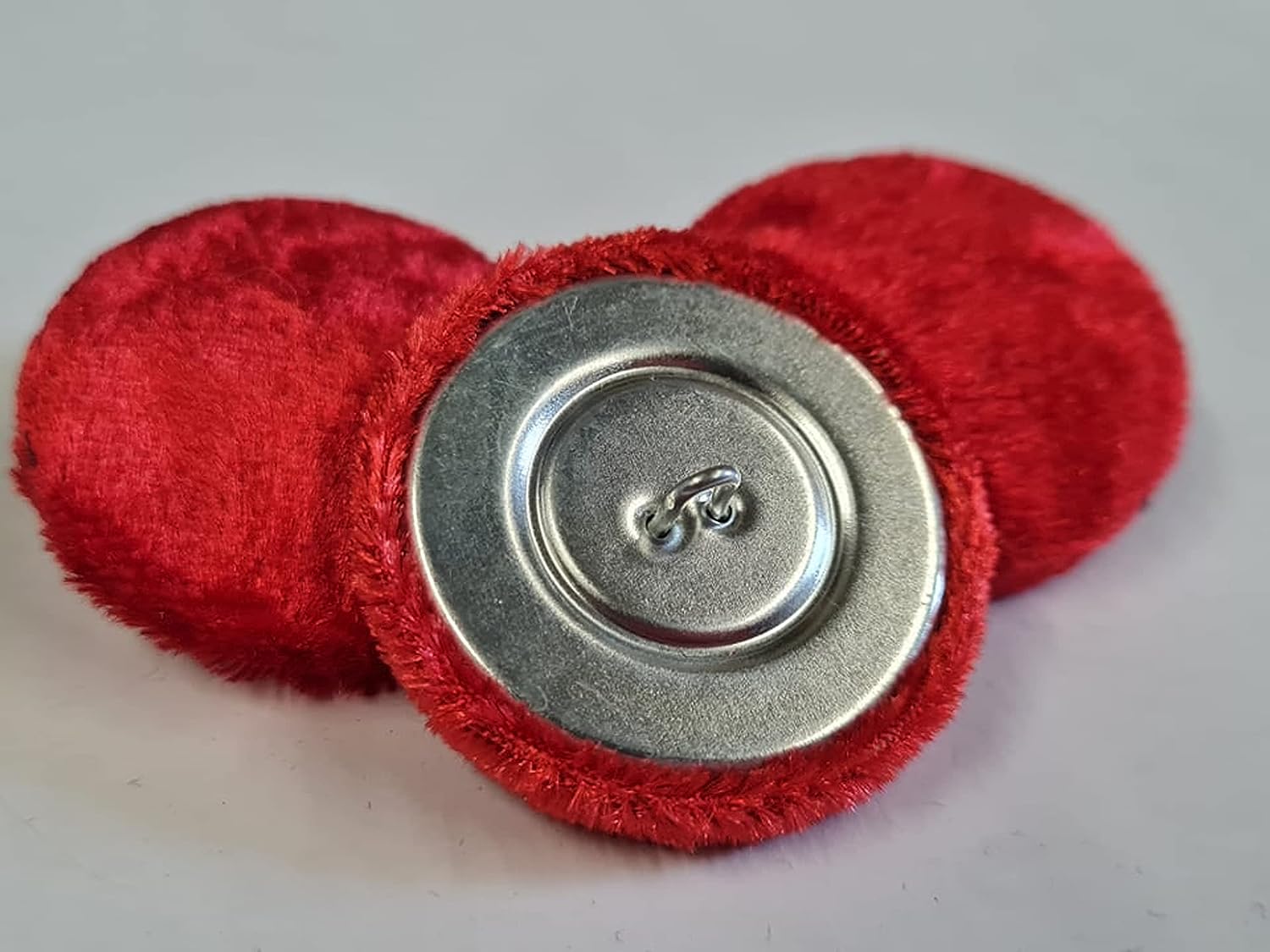 Red Crushed Velvet Buttons – The Crafty Animal UK